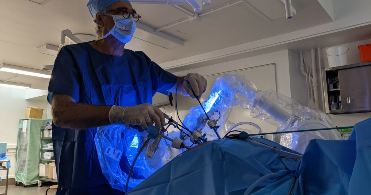 CNRS Innovation » Moon Surgical s’ouvre les portes du marché américain